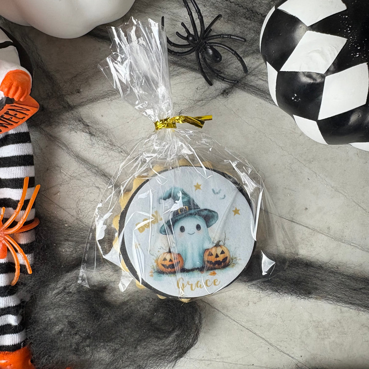 Personalised Spooky Cute Ghost Halloween Biscuit – The Persnickety Co